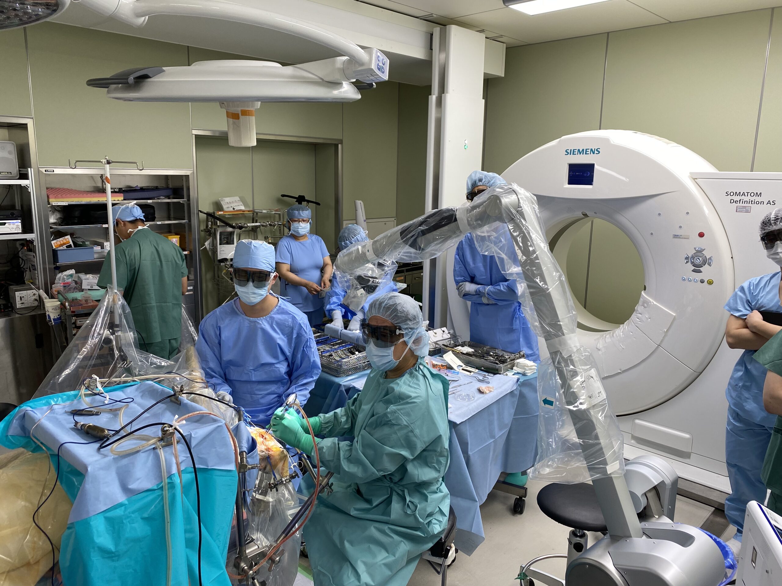 顕微鏡（Microscope）から外視鏡（Exoscope)・内視鏡(Endoscope)へ | 菊田医学部長のブログ